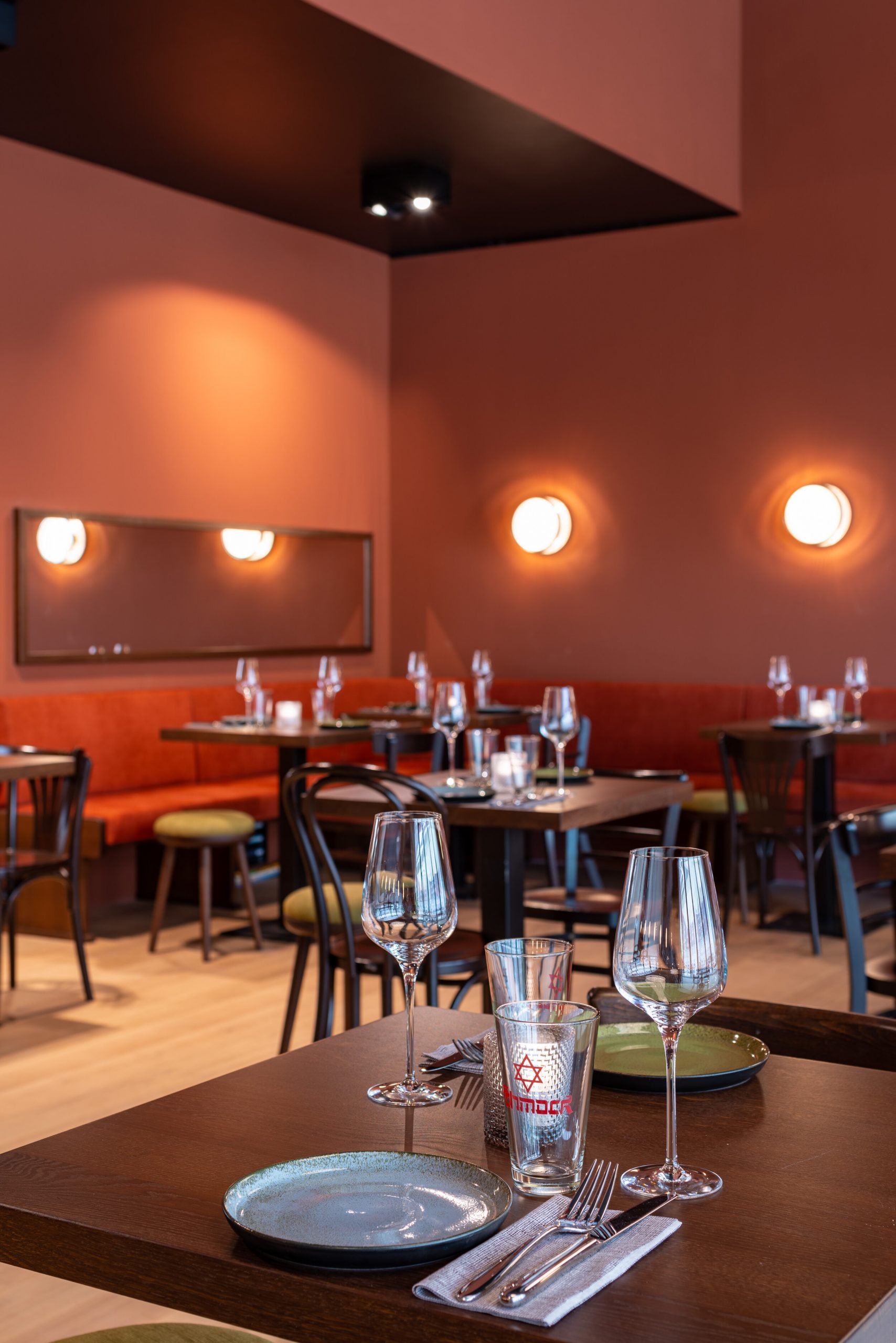 SCHMOCK - Bar und Restaurant | Israelisches Restaurant München